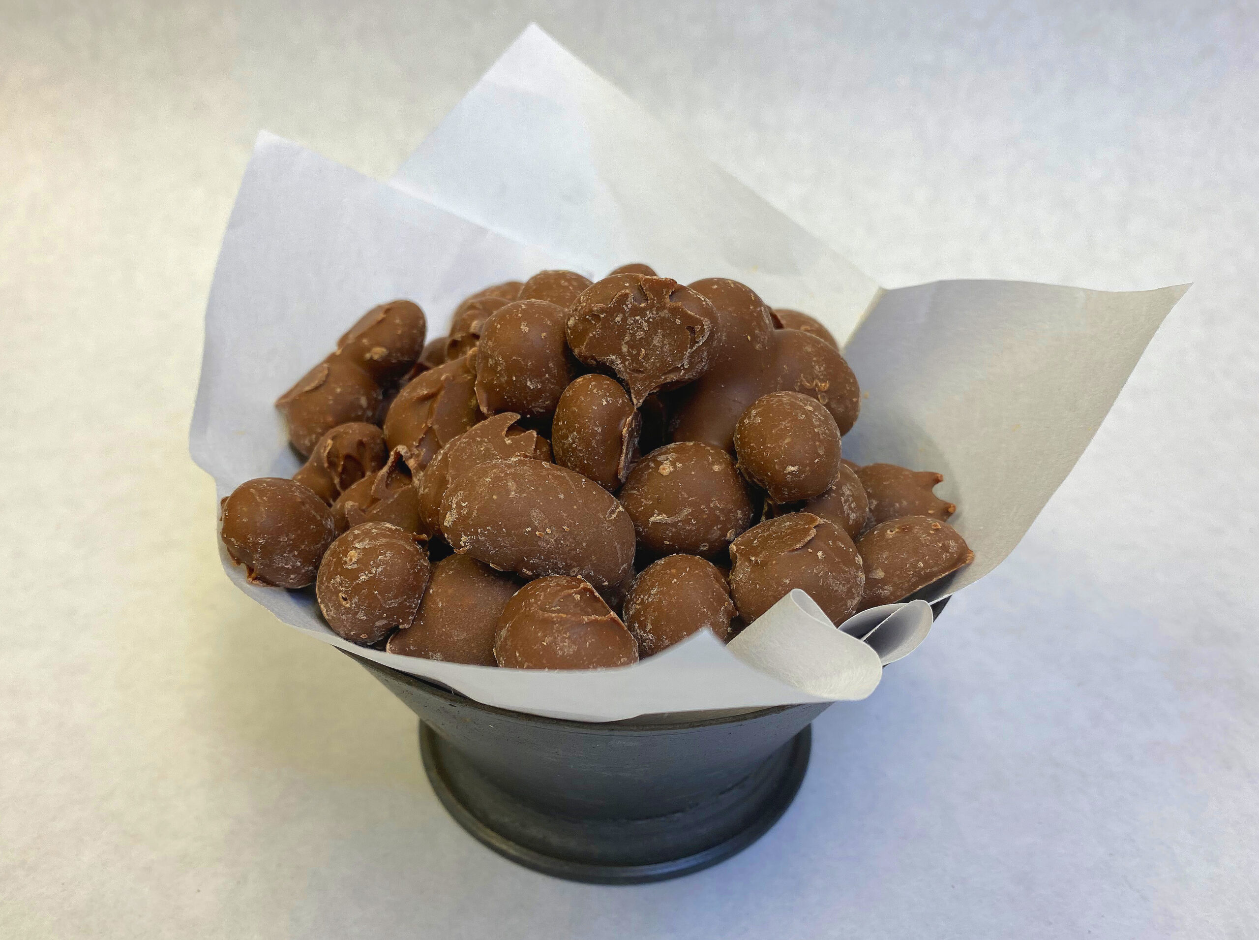 Double Dipped Chocolate Peanuts – 8 oz. - Shute Pecan Company