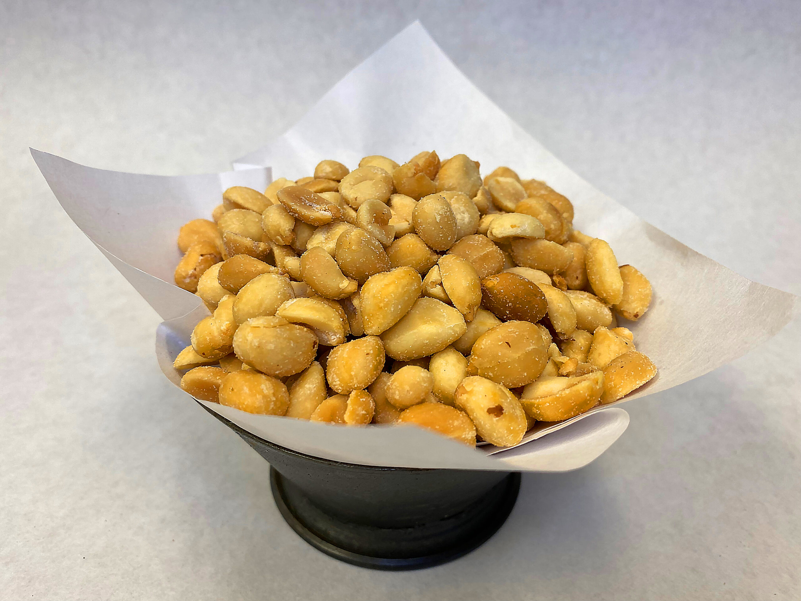 Roasted Peanuts – 8 oz. - Shute Pecan Company